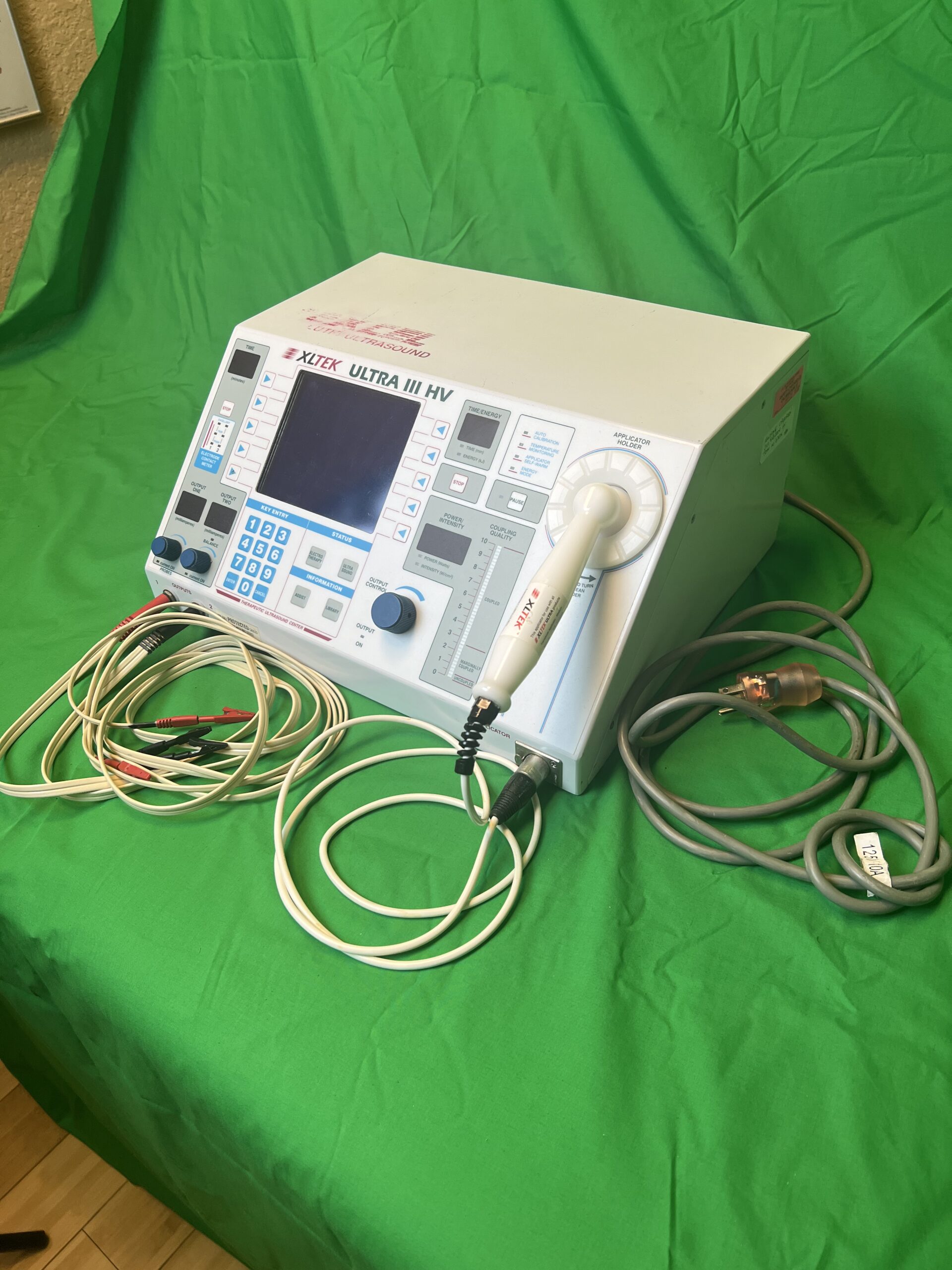 XLTEK Ultra III HV Combination Unit with High Volt (#2) – Hopkins Clinic